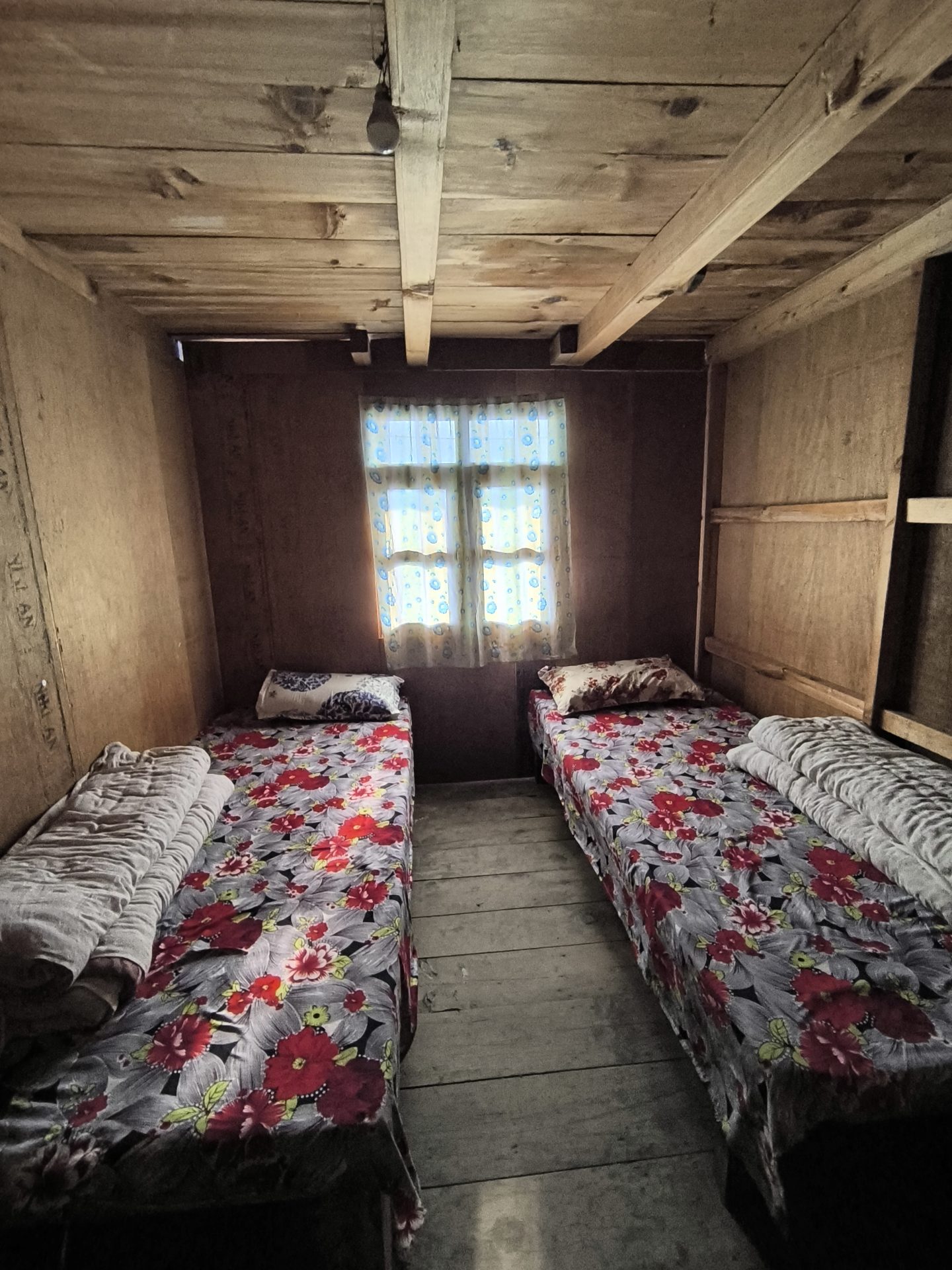 DEURALI HOTEL AND LODGE - Nameastay